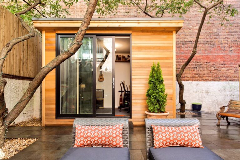 How to Make the Ultimate Backyard Art Studio - Summerstyle